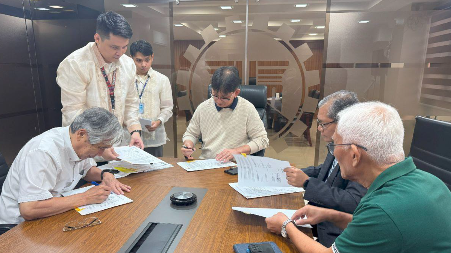 DPWH, JFE-FB JV sign contract for Metro Manila bridges seismic upgrade ...